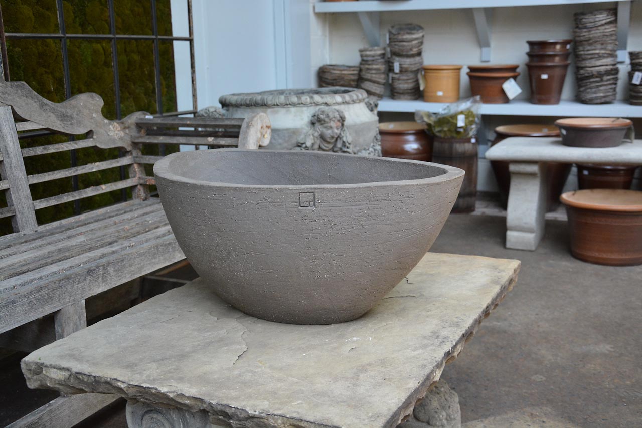 Contemporary Belgian Stoneware Pots – HK Series | Detroit Garden Works